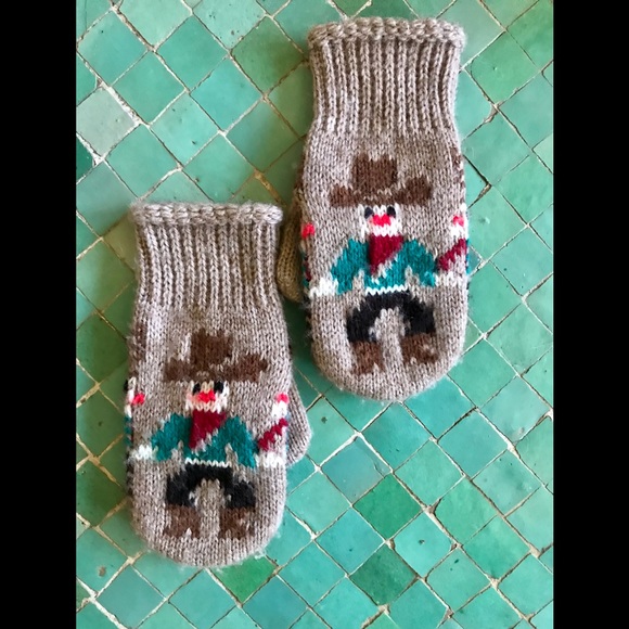 Handmade vintage | Accessories | Sold Cutest Cowboy Mittens Ever Shut ...